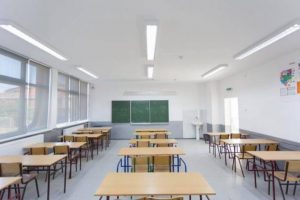 Kalendari për vitin e ri shkollor në Shqipëri: pushimet, festat ...