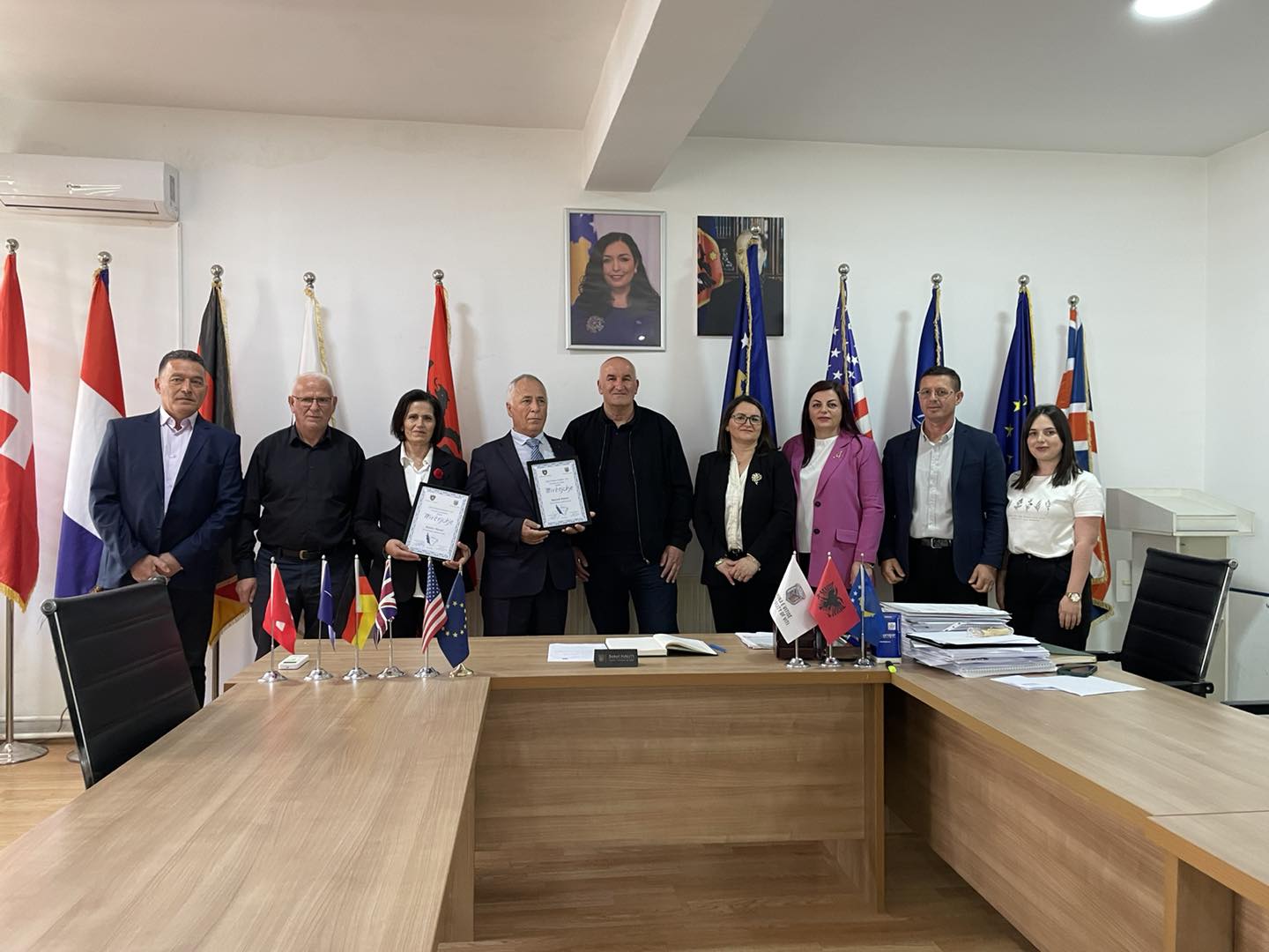 Pensionohen mësimdhënësit vitias, Ramize Murati dhe Bajrush Demiri ...